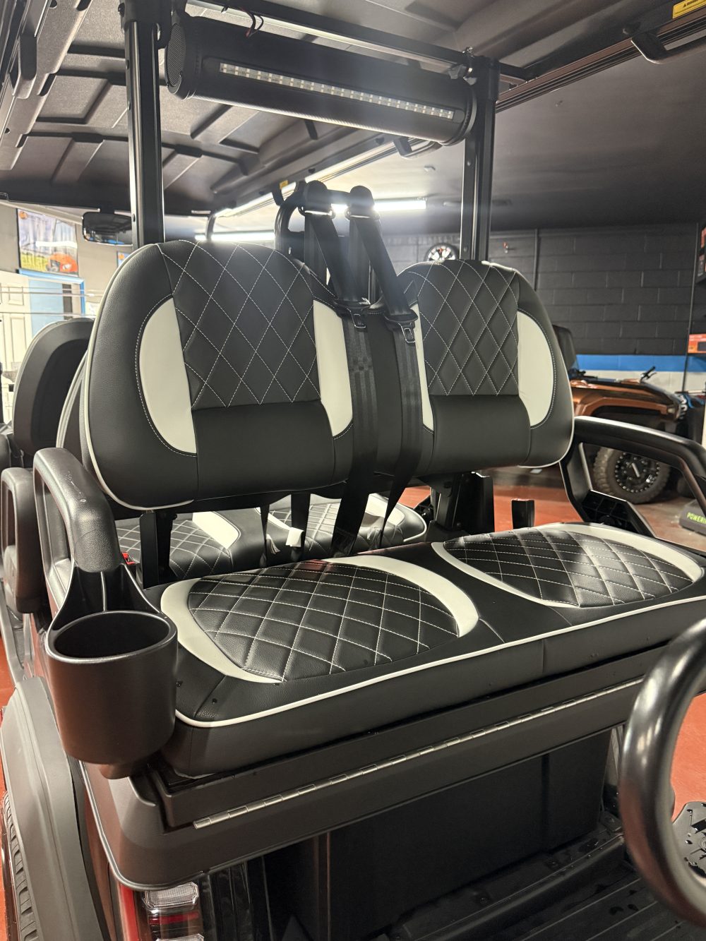 2026 ICON I60FX - Black - Queen City Carts